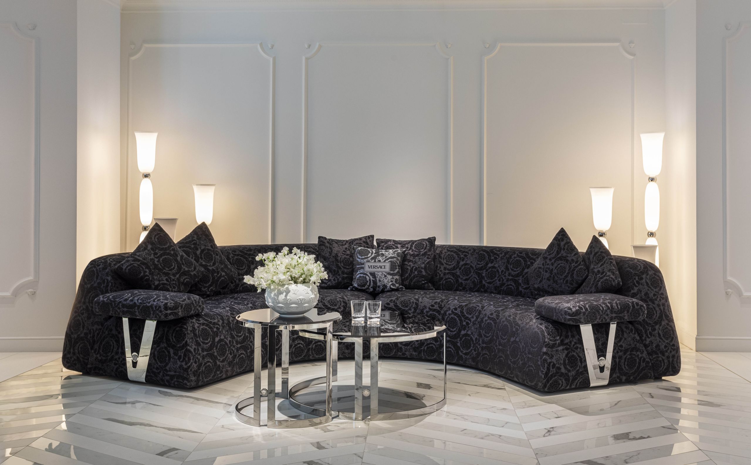 Top 10 Luxury Furniture Brands: Opulent Interior Design Icons — Solomia ...