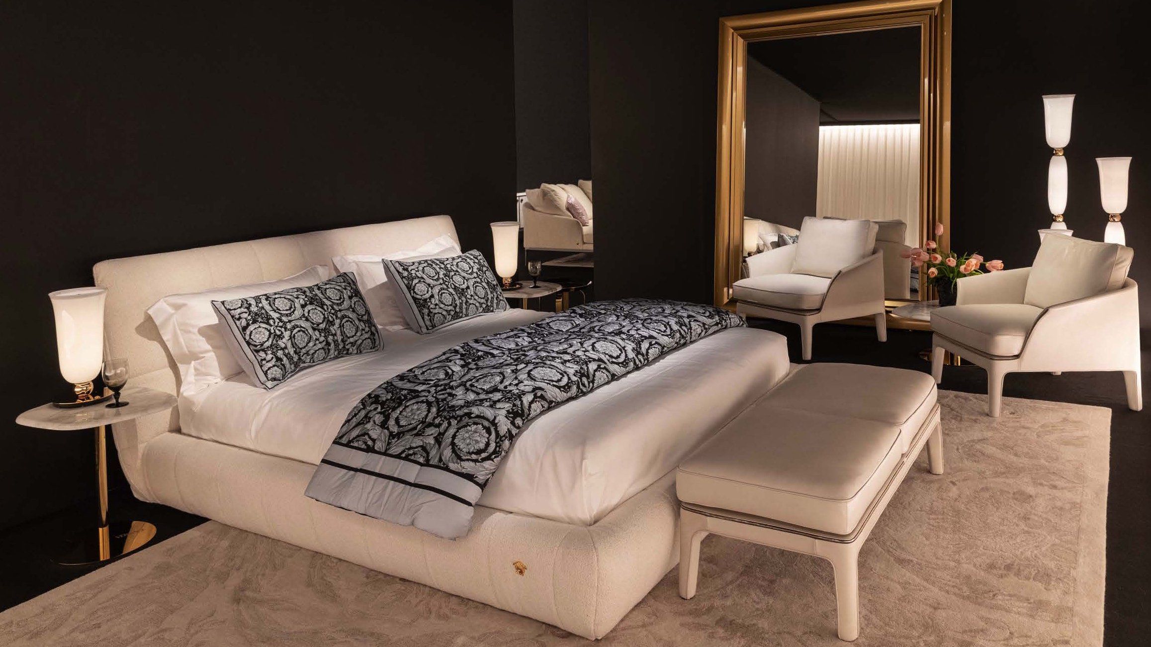 La Medusa bed - Versace Home - Beds — Solomia Home Furniture – Official ...