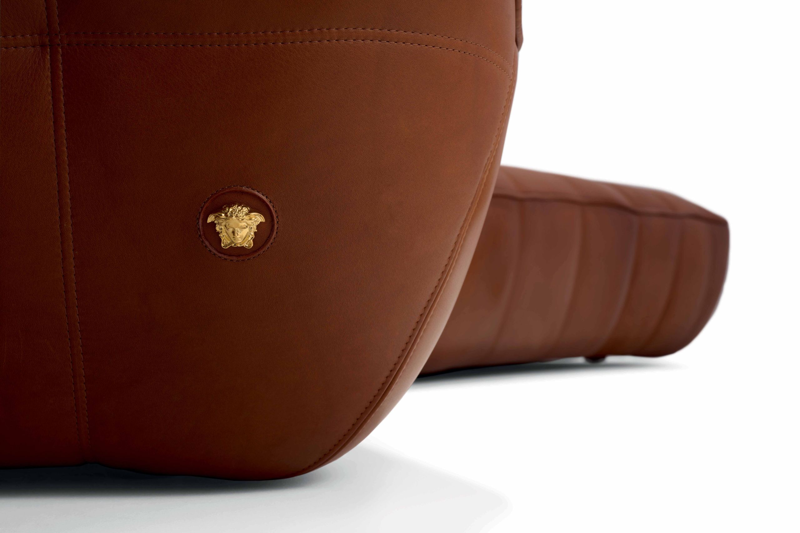 La Medusa sofa - Versace Home - Linear sofas — Solomia Home Furniture – Official Dealer Versace ...