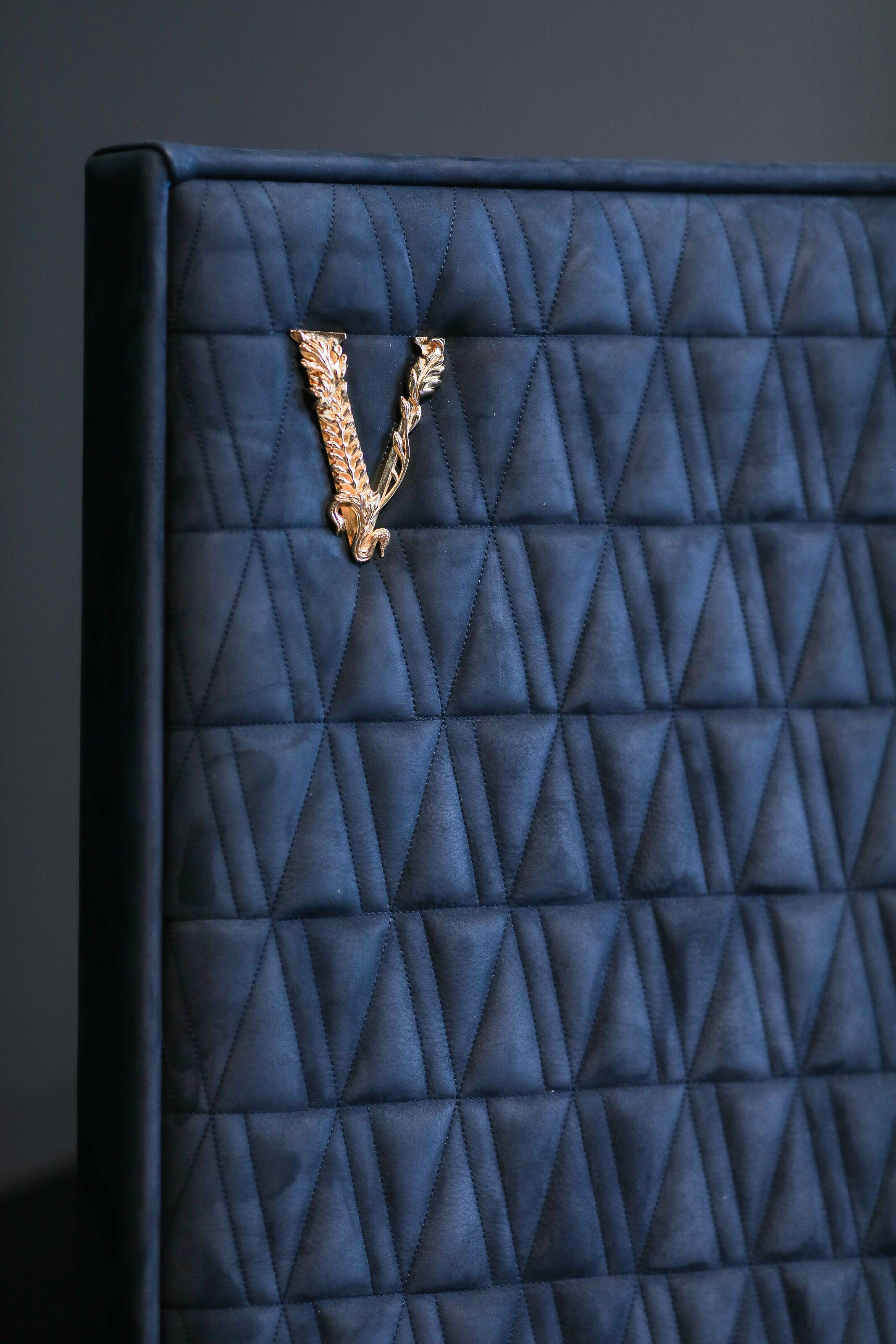 V-king bed - Versace Home - Beds — Solomia Home Furniture – Official ...