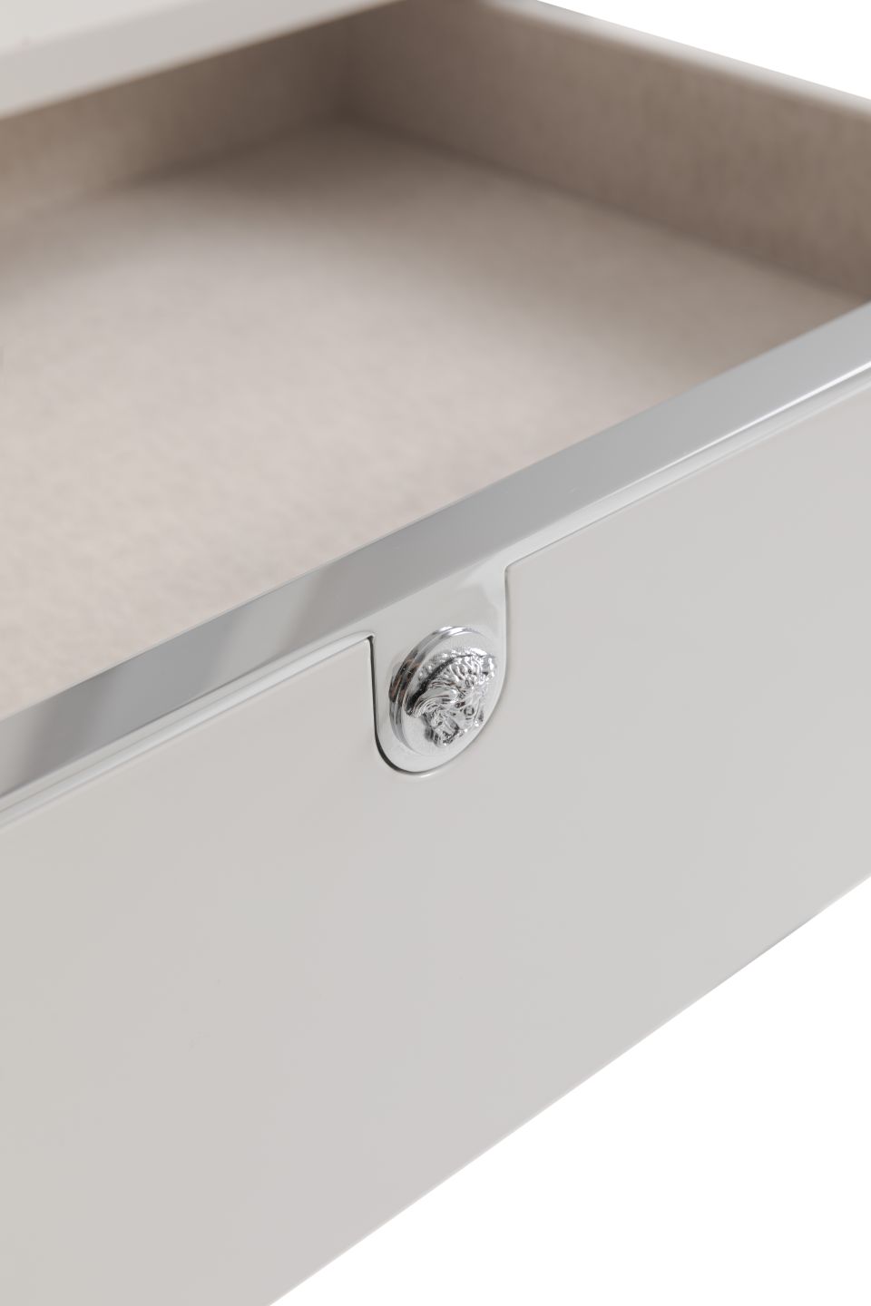 Via Gesù Medusa lady desk - Versace Home - Vanity desks — Solomia Home ...