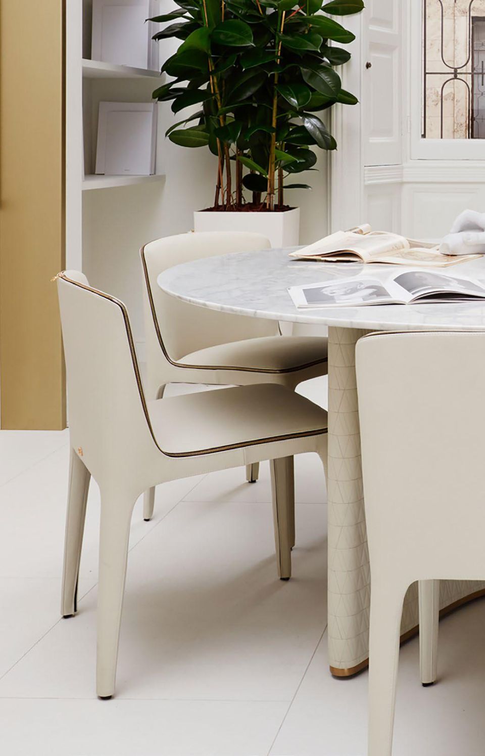 Medusa trono chair - Versace Home - Chairs — Solomia Home Furniture ...