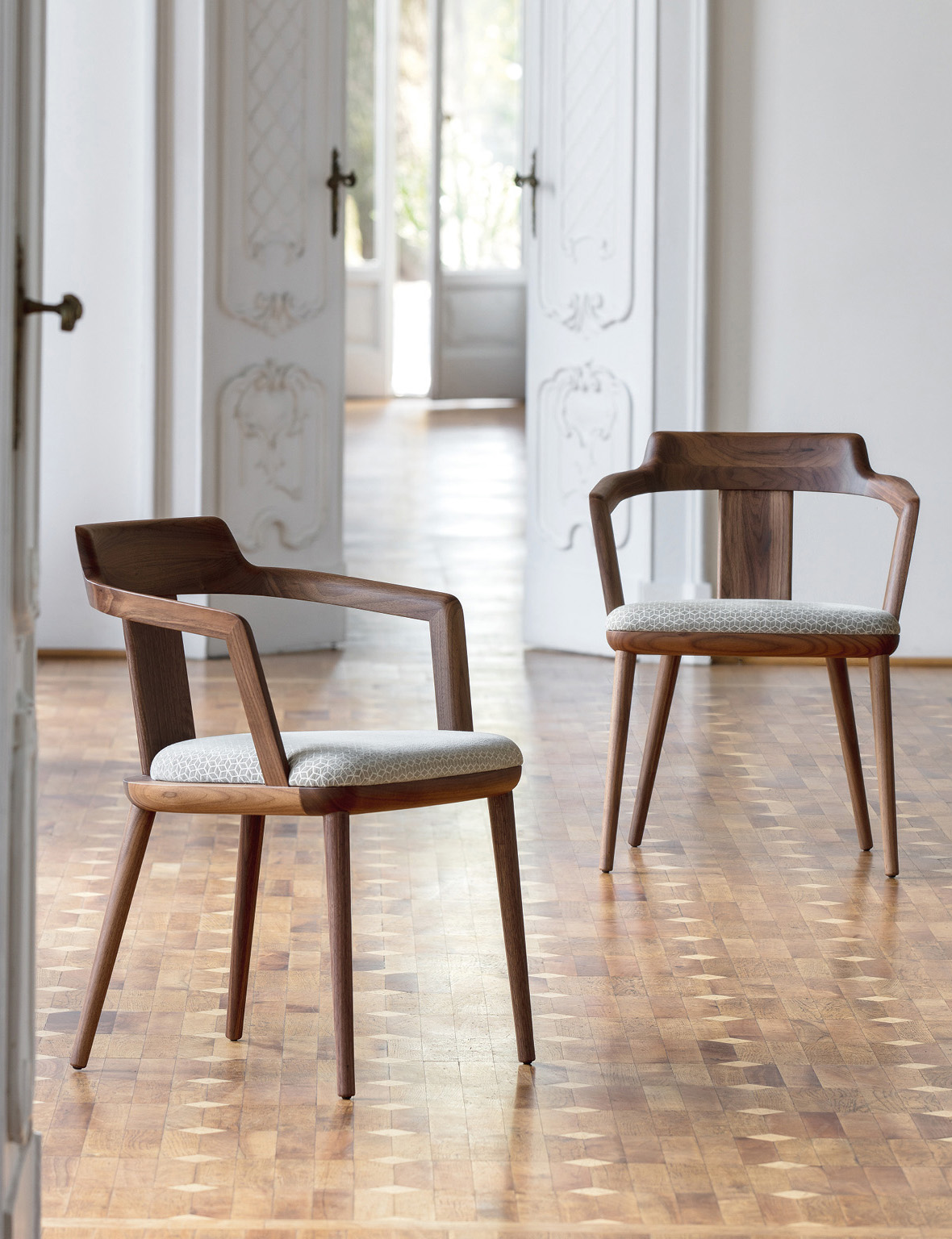 Medusa trono chair - Versace Home - Chairs — Solomia Home Furniture ...